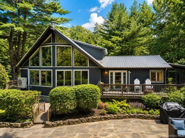284 Mountain Pass, East Branch, NY 13756