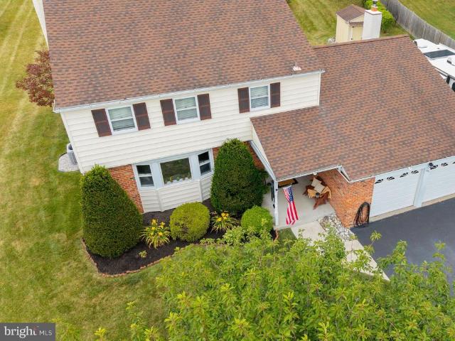 284 Manor Road