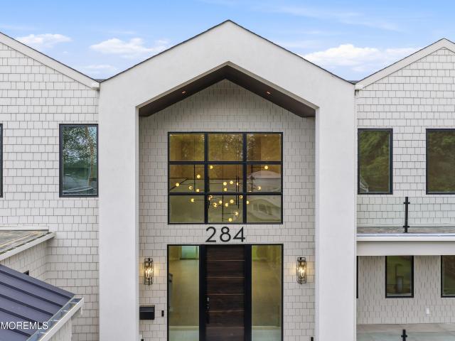 284 Norgrove Place