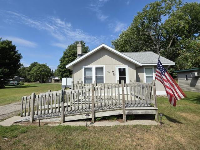 284 S US 23, Harrisville, MI 48740