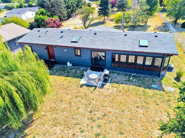284 S Scott Drive