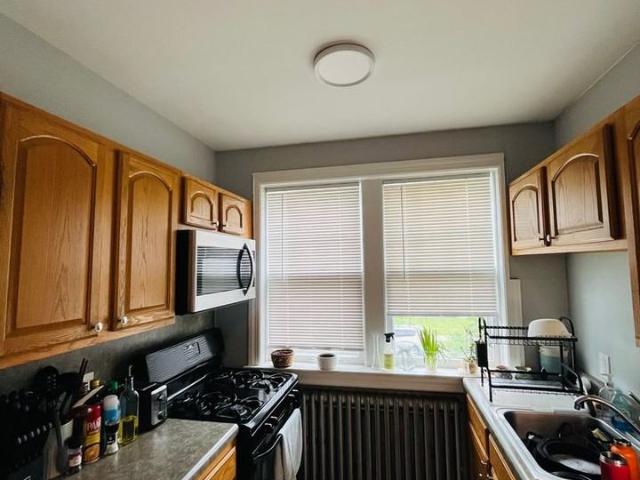 284 South Allen St 2 Bedroom Apartment for Rent at 284 S Allen St, Albany, NY 12208 New Scotland