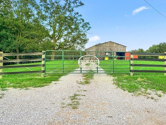 284 Possum Hollow Rd, Munfordville, KY 42765