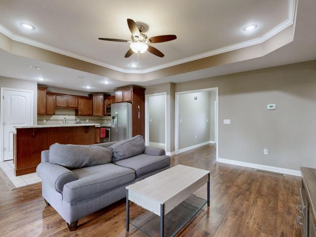 284 Palm Hills Drive