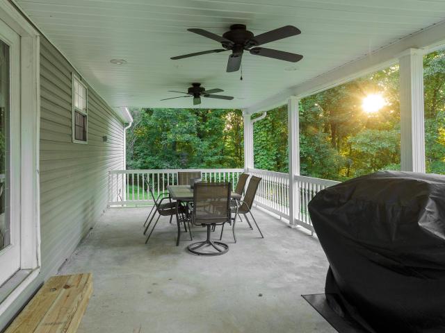 284 Rocky Rd
