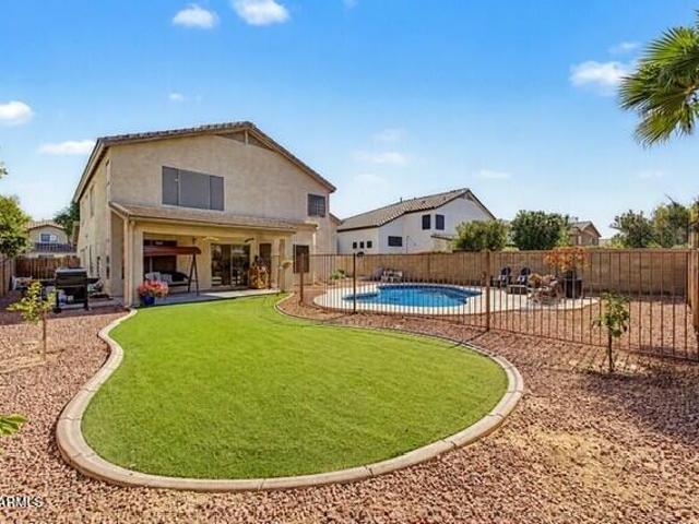 284 w goldfinch way