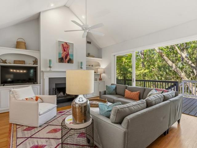 284 Woodcock Ct, Kiawah Island, SC 29455