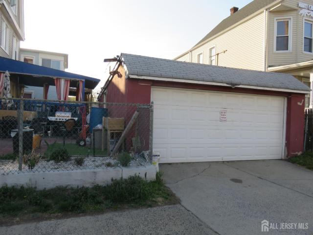 284 Washington Street