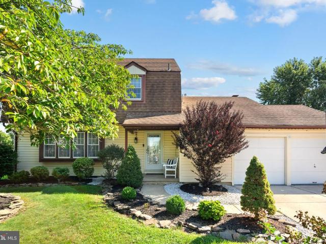 284 Tenby Chase Drive