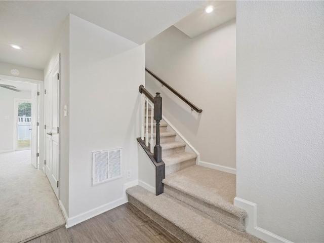 284 Tern AVE