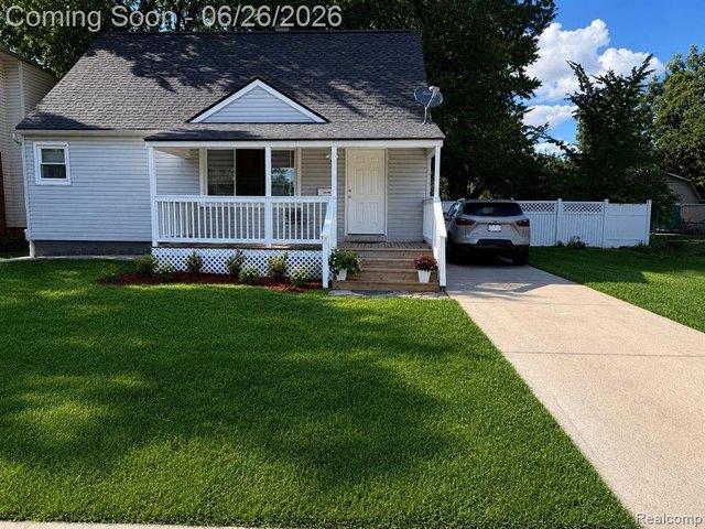 28546 Marquette St, Garden City, MI 48135