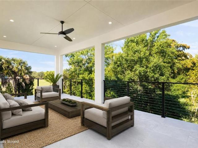 2854 Coach House Way, Naples, FL 34105 | MLS #226022