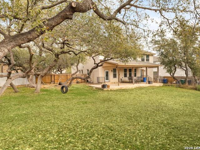 2854 Lakehills
