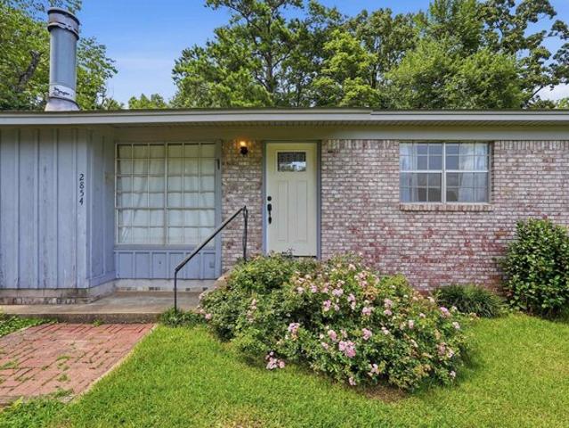 2854 Lakeside Dr, Benton, AR 72019