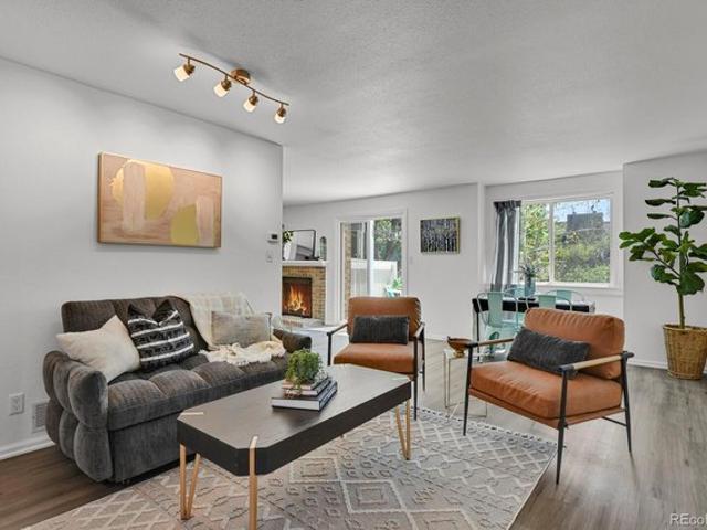2854 S Kenton Ct, Aurora, CO 80014