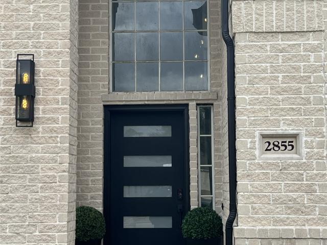 2855 Everett Drive