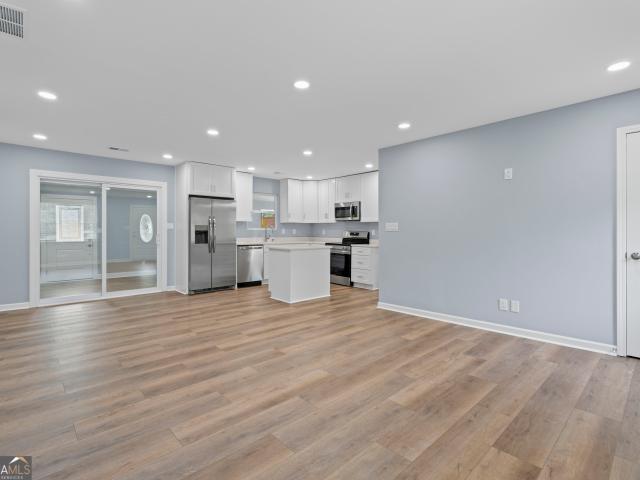 2855 Haddon Dr