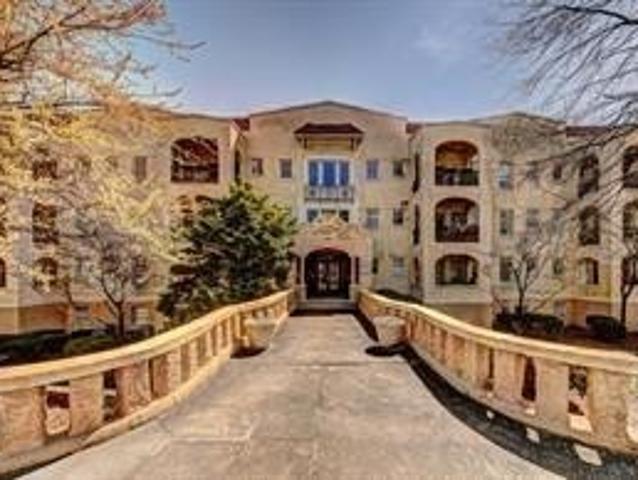 2855 Peachtree Rd NE Unit 106, Atlanta, GA 30305