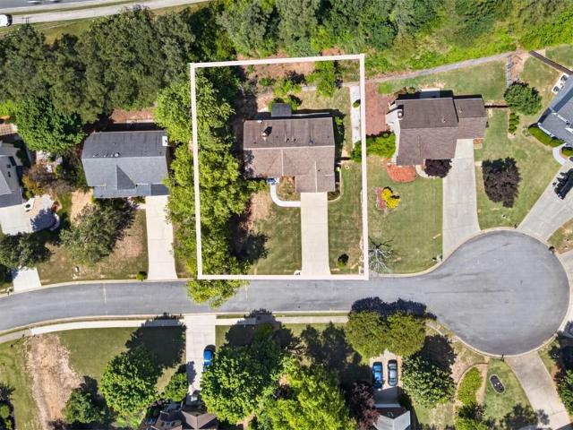 2855 Stonehenge Court