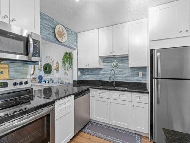 2855 S Garden Dr Unit #211, Lake Worth Beach, FL 33461
