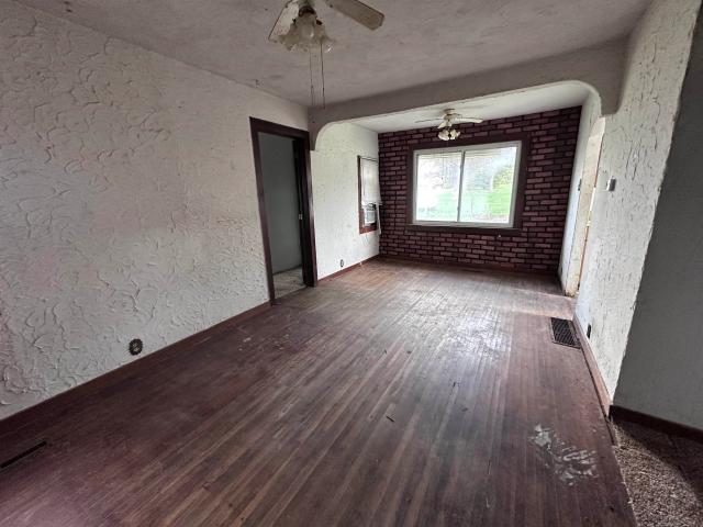 2855 W Florence Rd