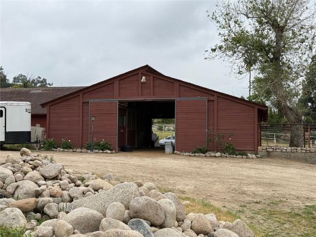 28562 Buena Vista Ln, Highland, CA 92346 | MLS #IG26095