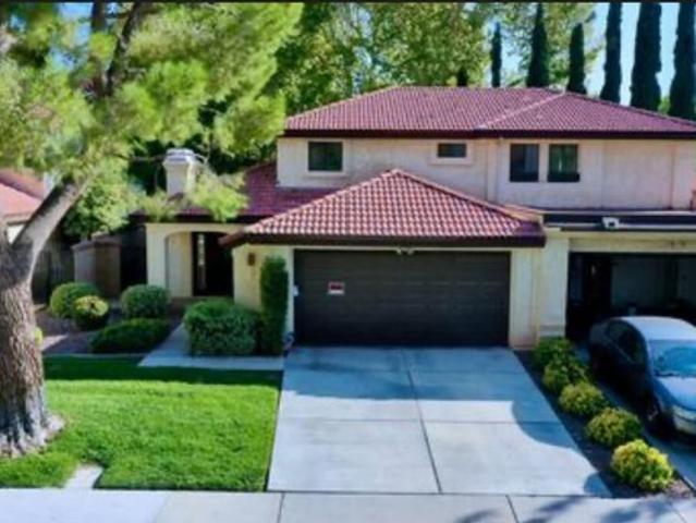 2856 Dartmouth Dr, Lancaster, CA 93536