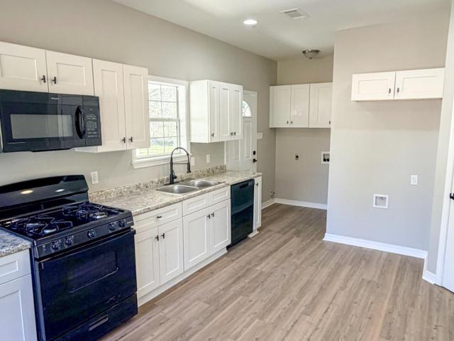 2856 E Mississippi 184
