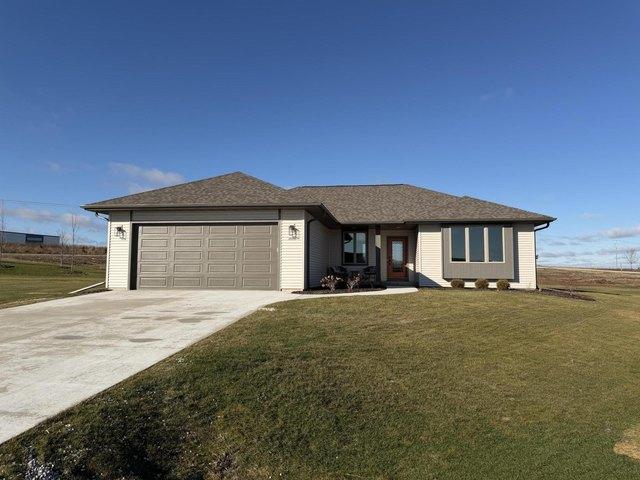2856 Granite Ct, Sheboygan, WI 53081