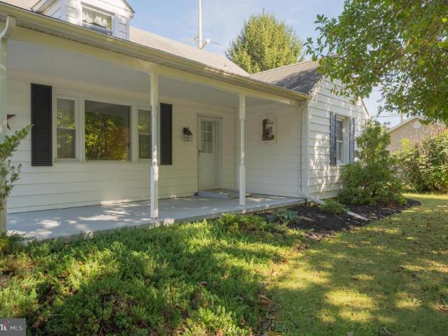 2856 Lawndale Road