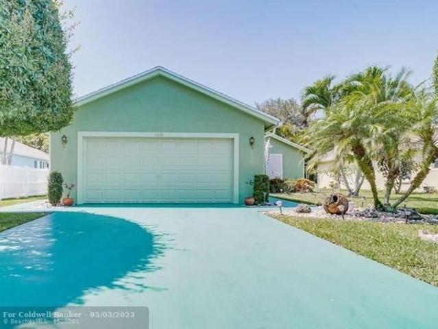 2856 SW Versailles Terrace, Stuart, FL 34997