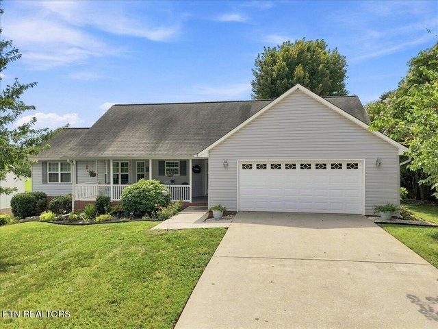 2857 Rhett Butler Dr, Louisville, TN 37777