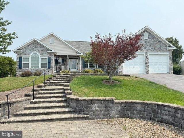 2858 Big Dipper Ln Unit 20, Chambersburg, PA 17202
