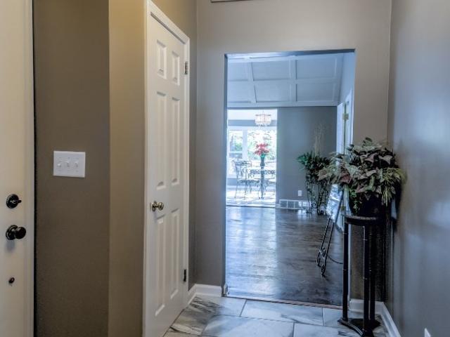 2858 Lakeland Parkway
