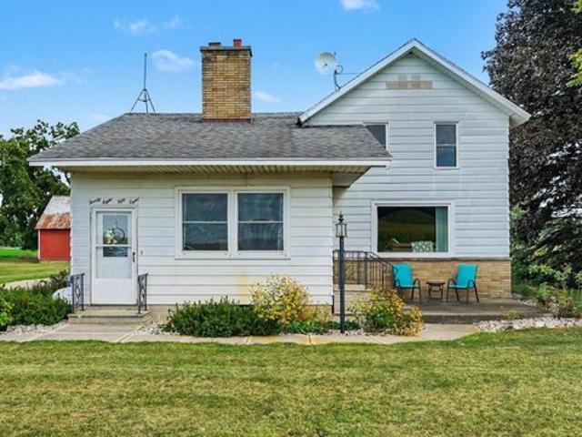 2858 W Buchanan Rd, Ithaca, MI 48847