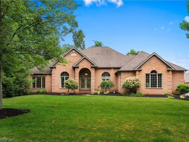 2859 Daisybrook St NW, North Canton, OH 44720