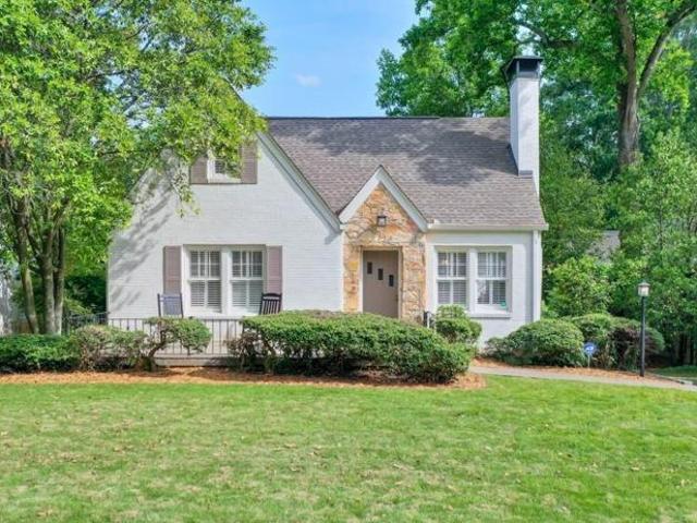 2859 Elliott Cir NE, Atlanta, GA 30305