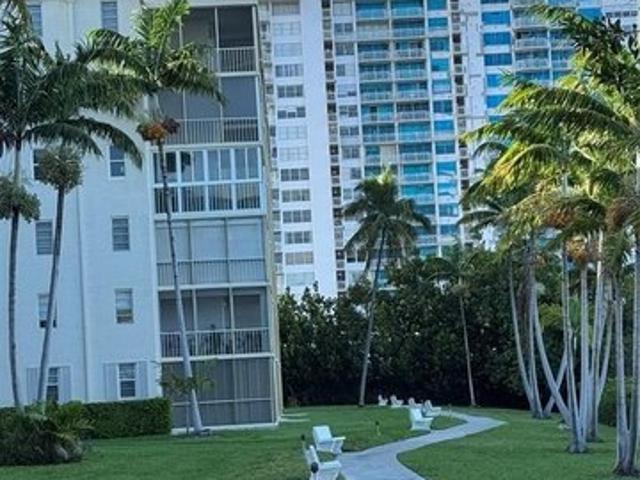 2859 Leonard Dr Apt G414, Aventura, FL 33160