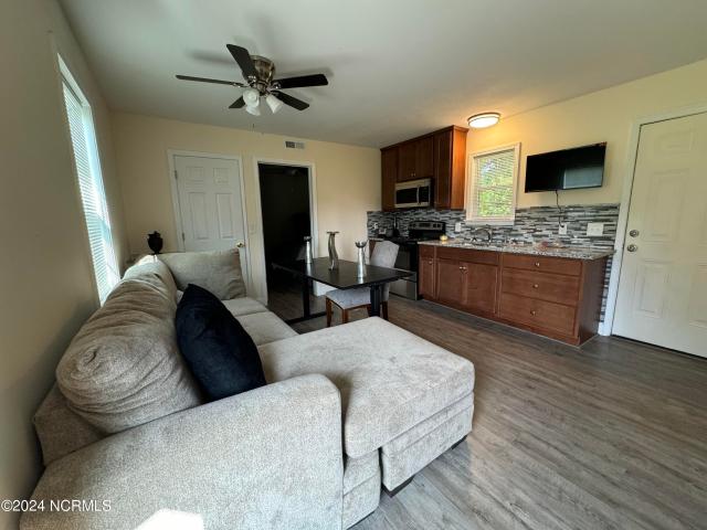 2859 Little Kelly Rd, Rocky Point, NC 28457 | MLS #100550 | Compass