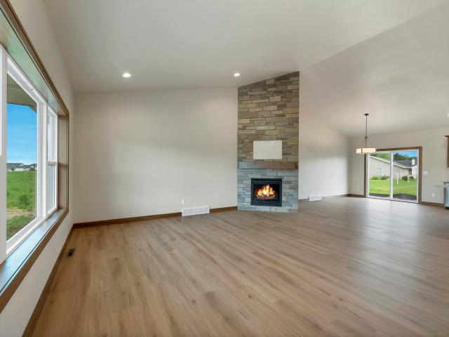 2859 STELOR Drive