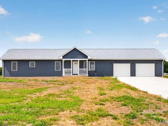 28500 Old Fidelity Rd, Jerseyville, IL 62052