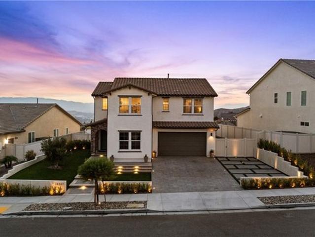 28507 Daybreak Way, Saugus, CA 91350