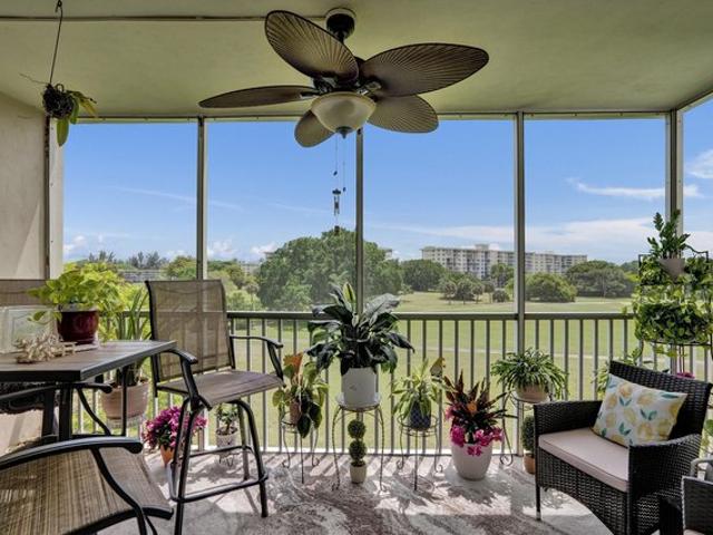 2850 N Palm Aire Dr Apt 401, Pompano Beach, FL 33069