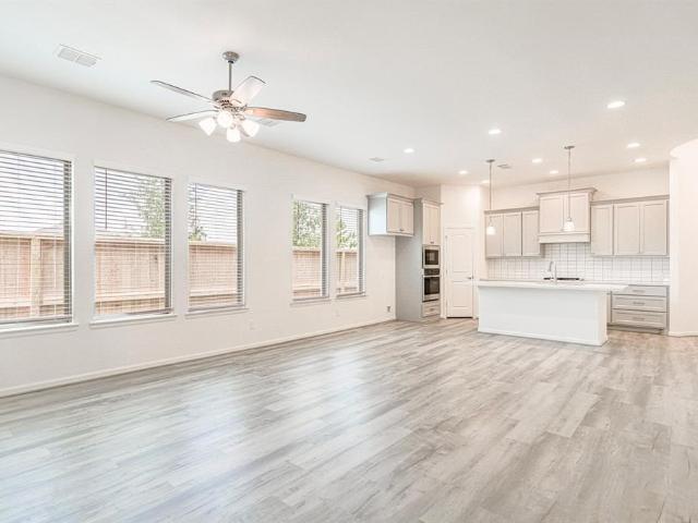 2850 Orange Leaf Drive