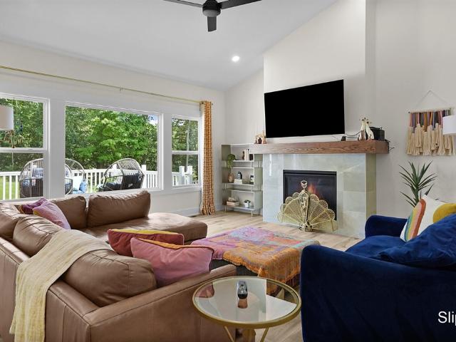 2850 Alden Hls Court