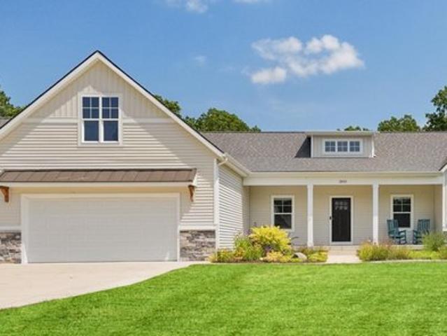 2850 Alden Hls Ct, Lowell, MI 49331