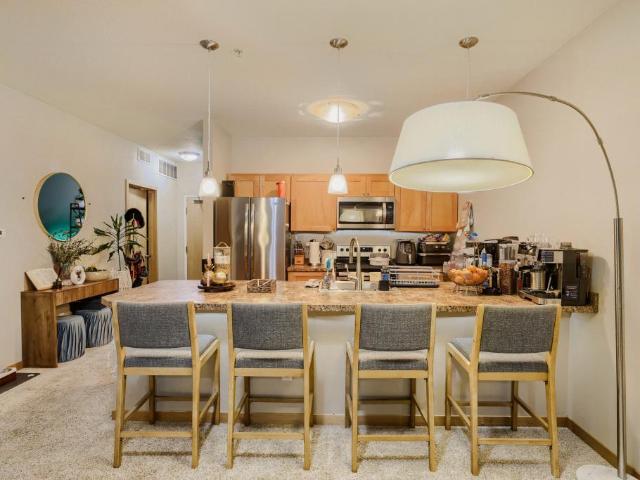 2850 Cedar Avenue S # 202