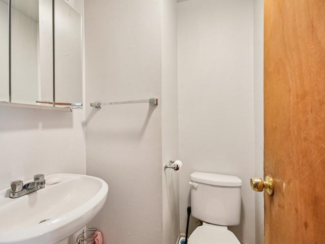 2850 E 94th St, Chicago, IL 60617 | MLS #12593