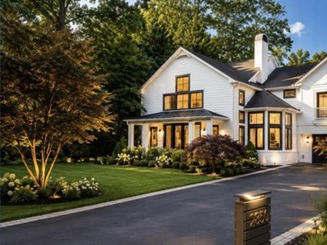 2850 Rosemary Ln, Falls Church, VA 22042