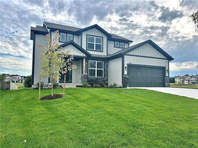 28510 W 161st St, Gardner, KS 66030